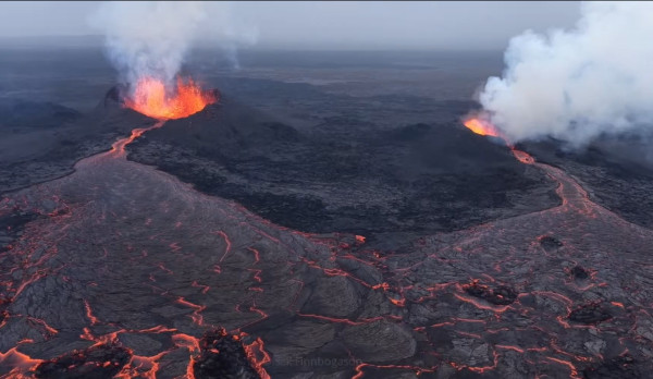 Islande : poursuite de l’éruption et pollution gazeuse // Iceland : the ...